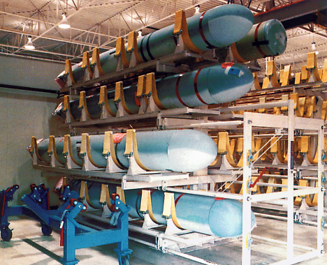 Cantilever Storage Racks - Industrial Steel Shelving - SpaceSaver Racks